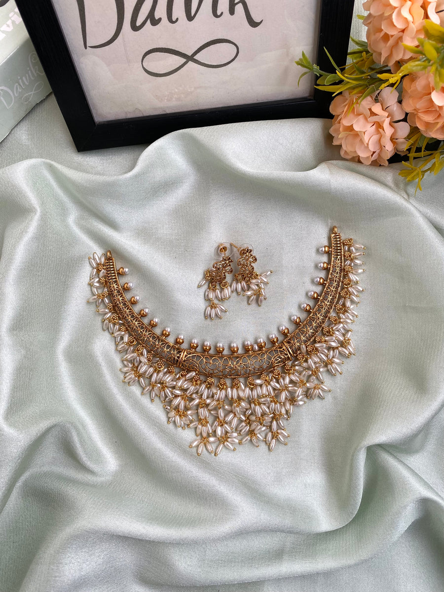 Flower Mesh Rice Pearl Necklace with Earrings – Daivik.in