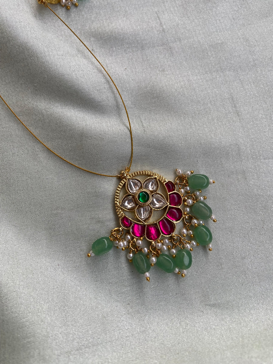 Invisible Kemp Flower Chain – Daivik.in