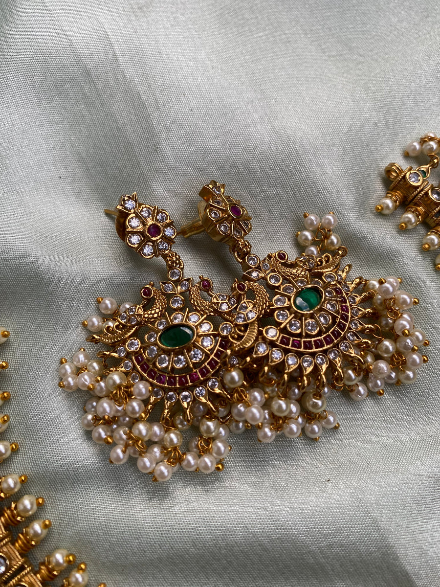 Guttaspusalu Short Mango Haram with Earrings – Daivik.in