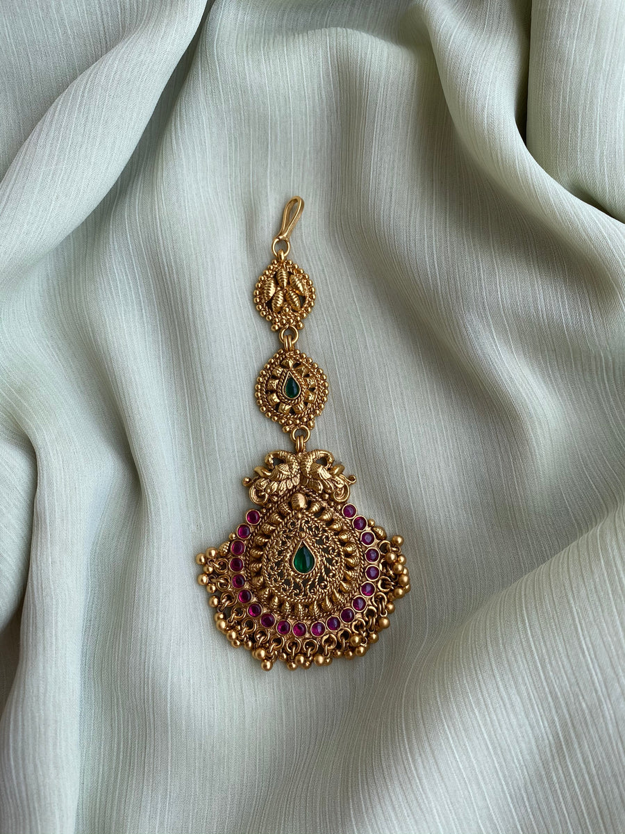 Big gold polish teeka – Daivik.in