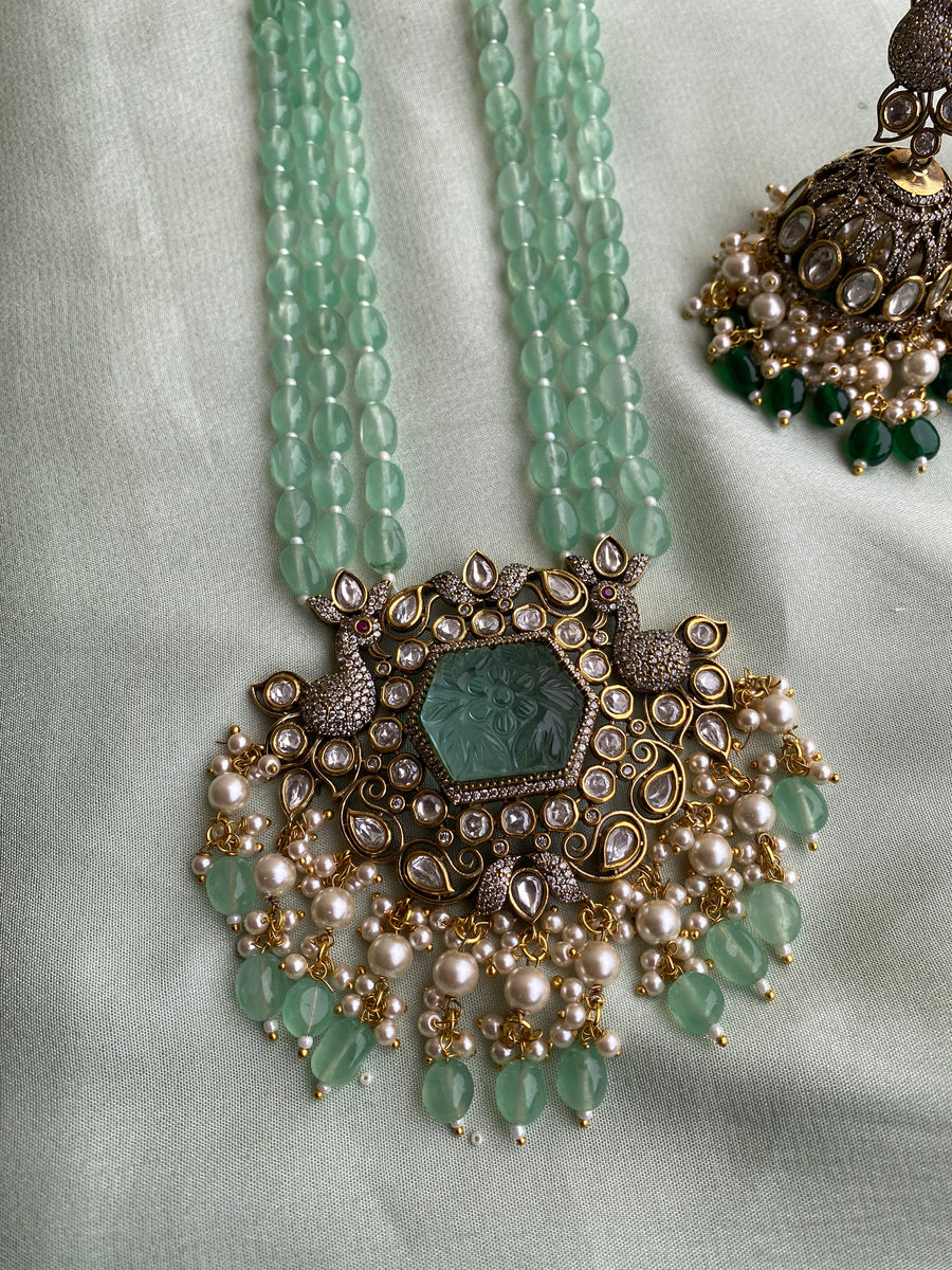 Victorian Haram in 2 colours with earrings – Daivik.in